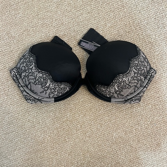 Victoria's Secret | Intimates & Sleepwear | Nwot Victoria Secret ...